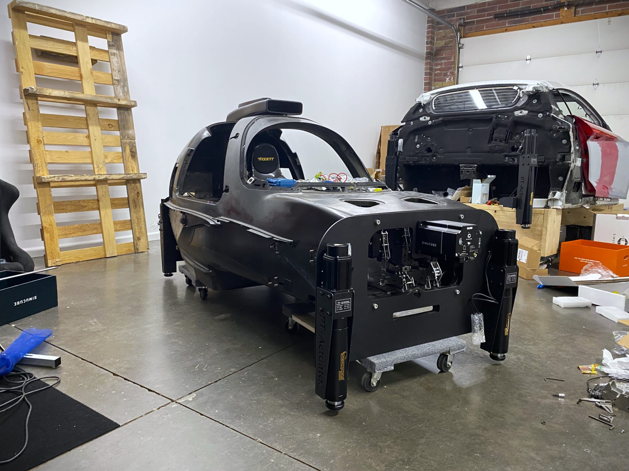 Motion Technology – Pit Lane Simulators